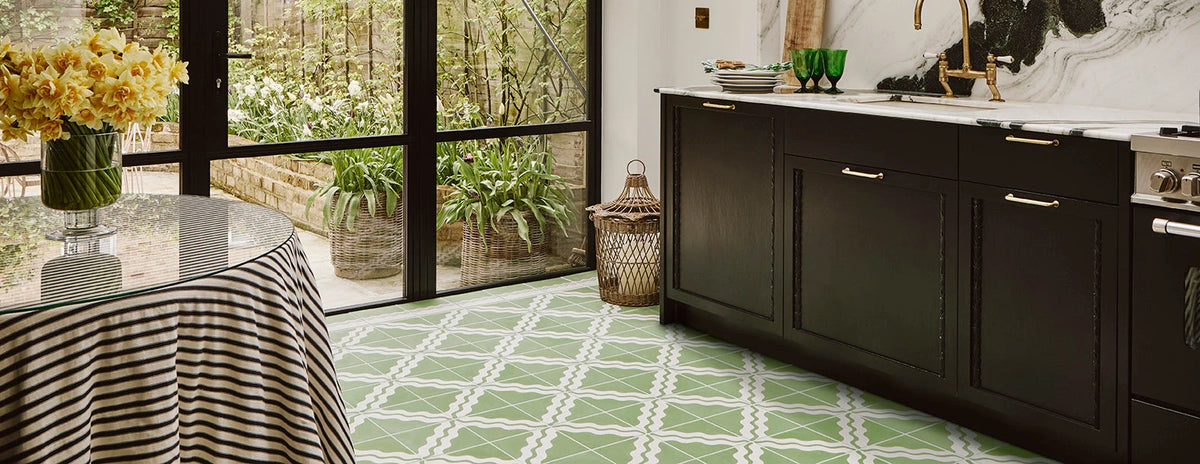 Outlet – Bert & May